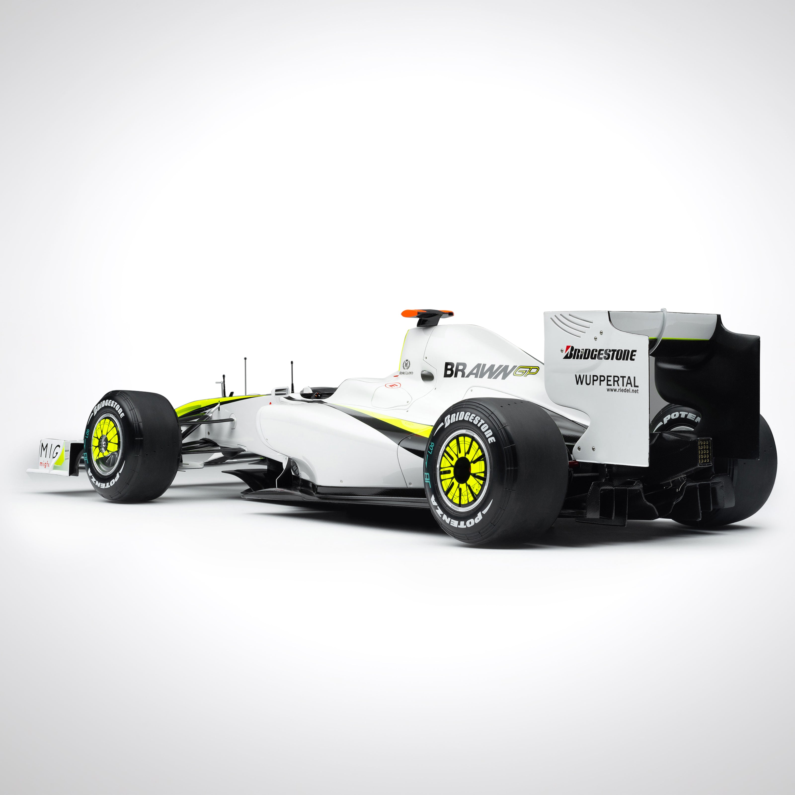 Jenson Button 2009 Brawn GP BGP 001 1:8 Scale Model – Monte Carlo
