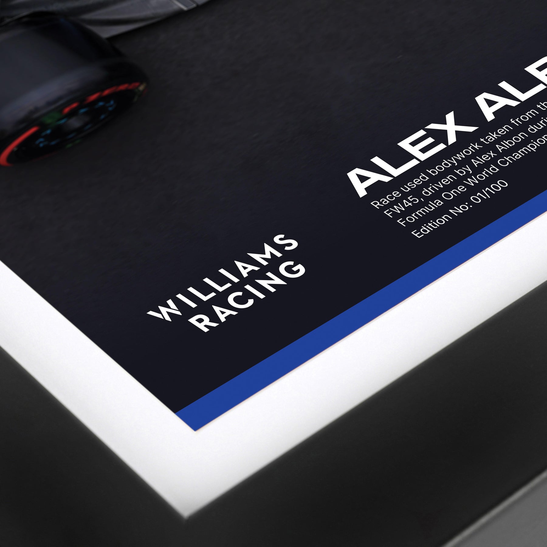 Official Alex Albon F1® Memorabilia | F1 Authentics
