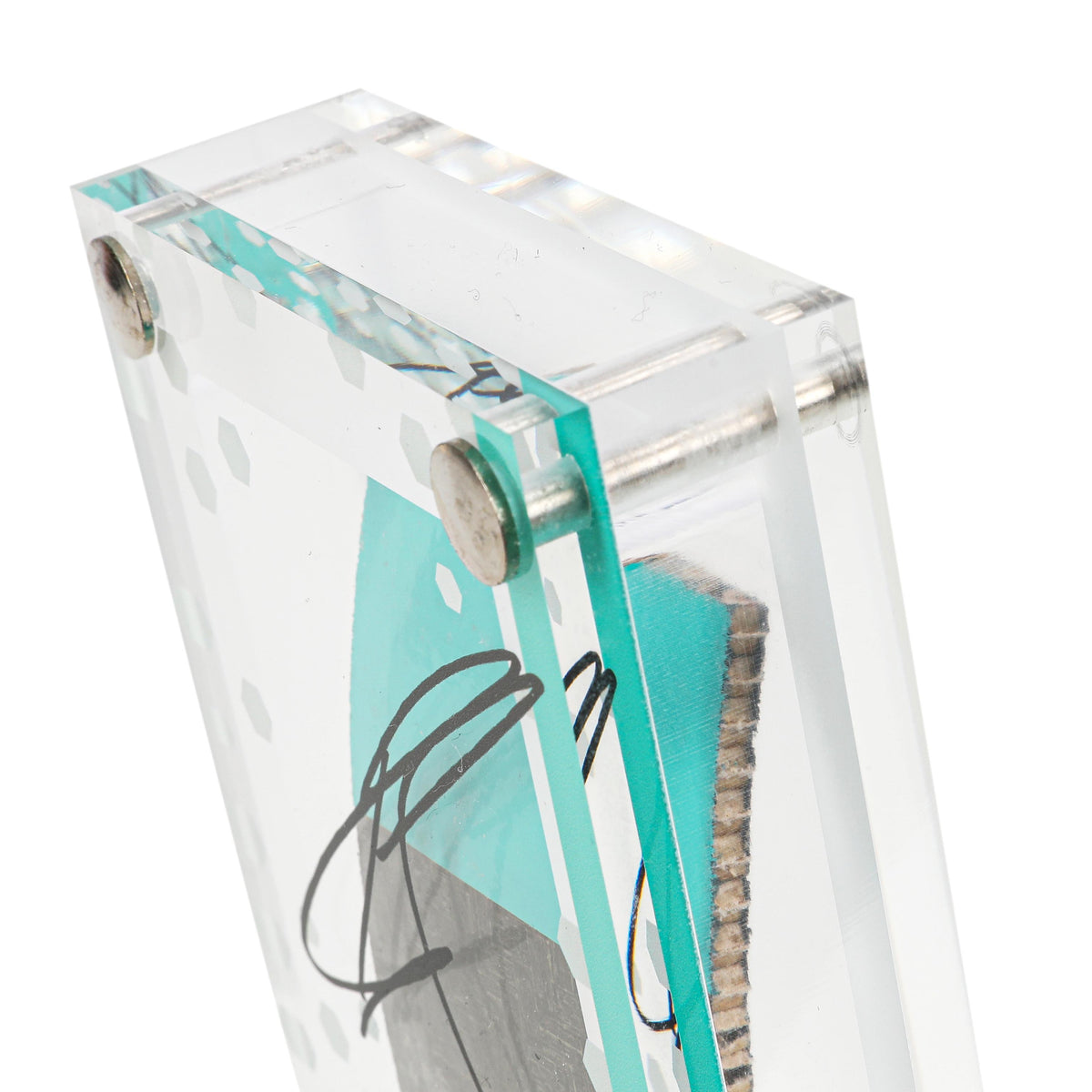 George Russell 2022 Mercedes Bodywork in Acrylic Display – F1 Authentics