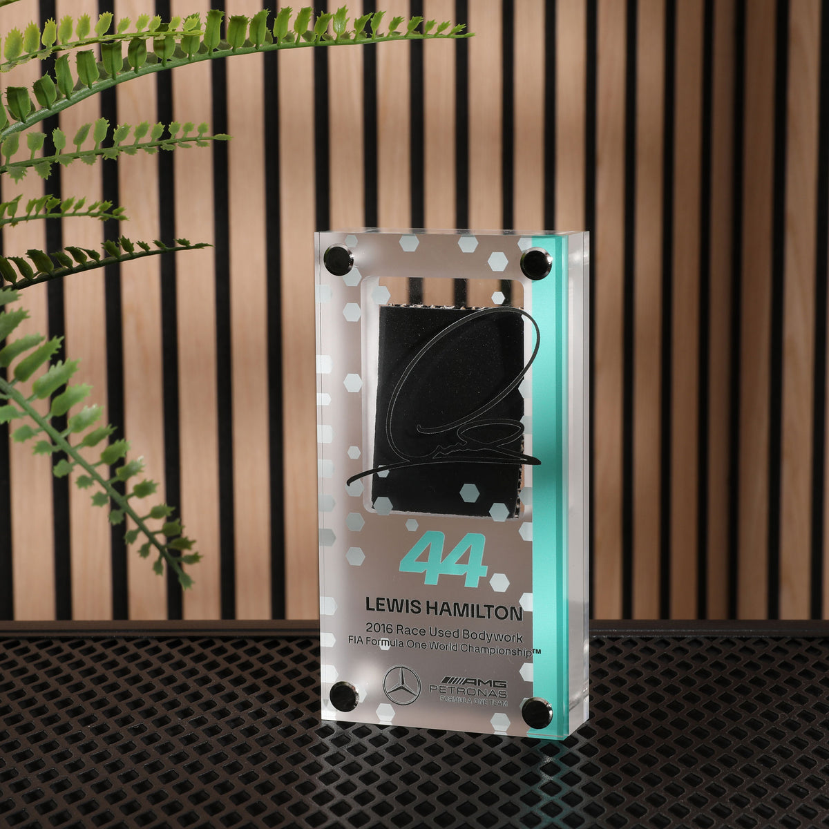 Hamilton 2016 W07 Bodywork in Acrylic Display Piece | F1 Authentics