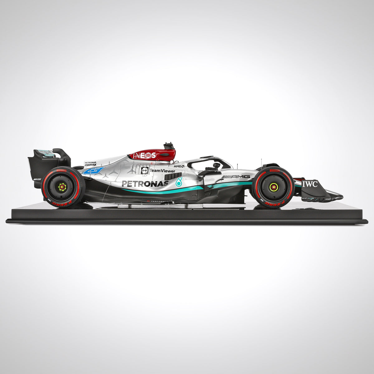 1:8 Scale Model F1® Cars | Formula 1® Scale Model Cars | F1 Authentics